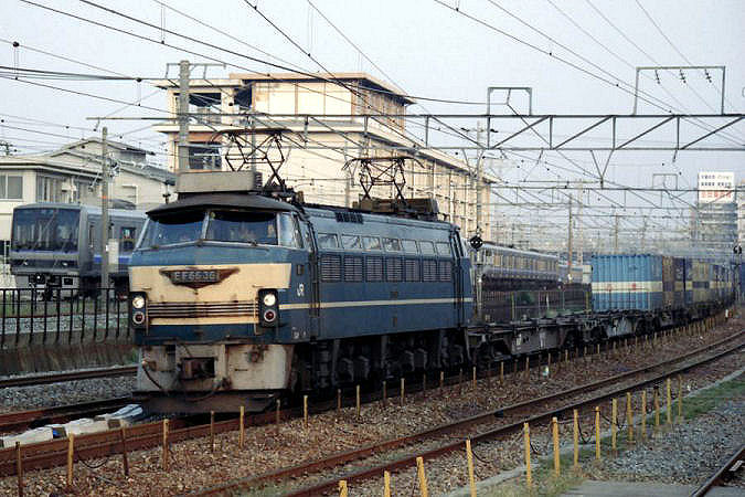 EF66－36(吹) - 特集：狭軌鉄道世界最大の定格出力を誇った「EF66形」Ⅱ('02.04～）